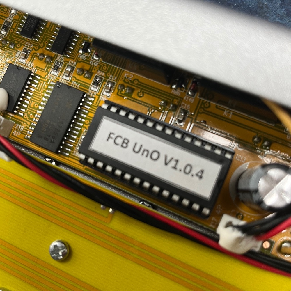 Pre-owned Behringer FCB1010 with FCB UnO V1.0.4 chip - Own4Less